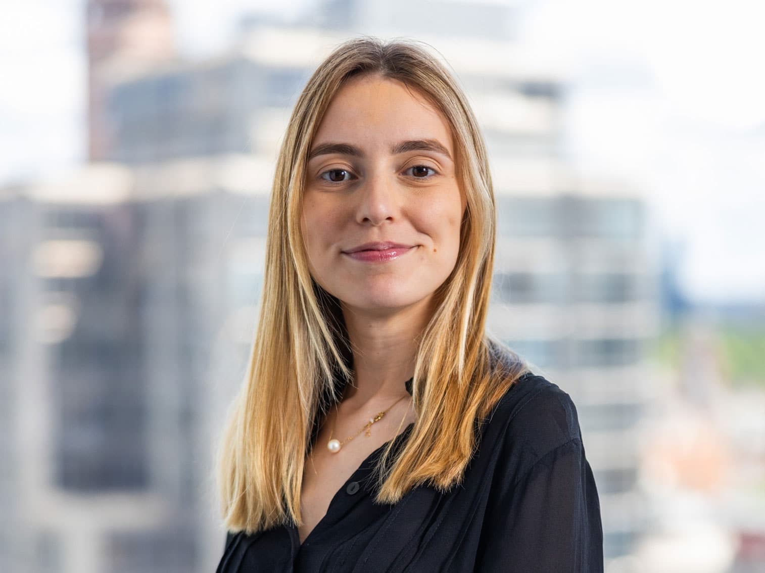 Beatriz Teixeira Leite — Advent International